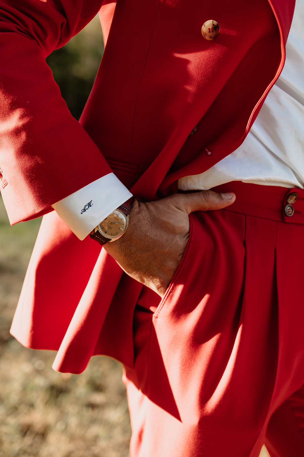 Comment se déroule un rendez-vous pour réaliser un costume de mariage sur mesure chez Atelier ...